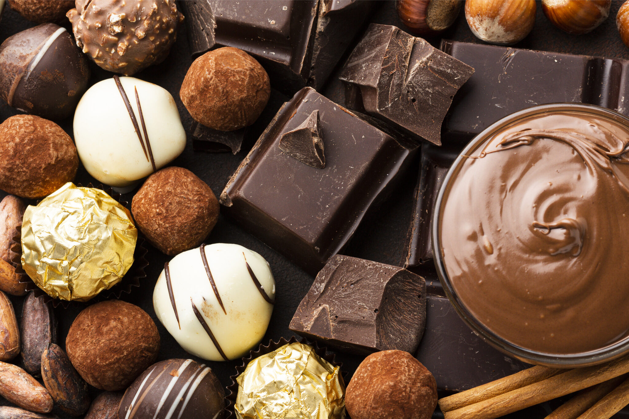 Kenapa Coklat Terasa Seperti Pelukan? Penjelasan Ilmiahnya