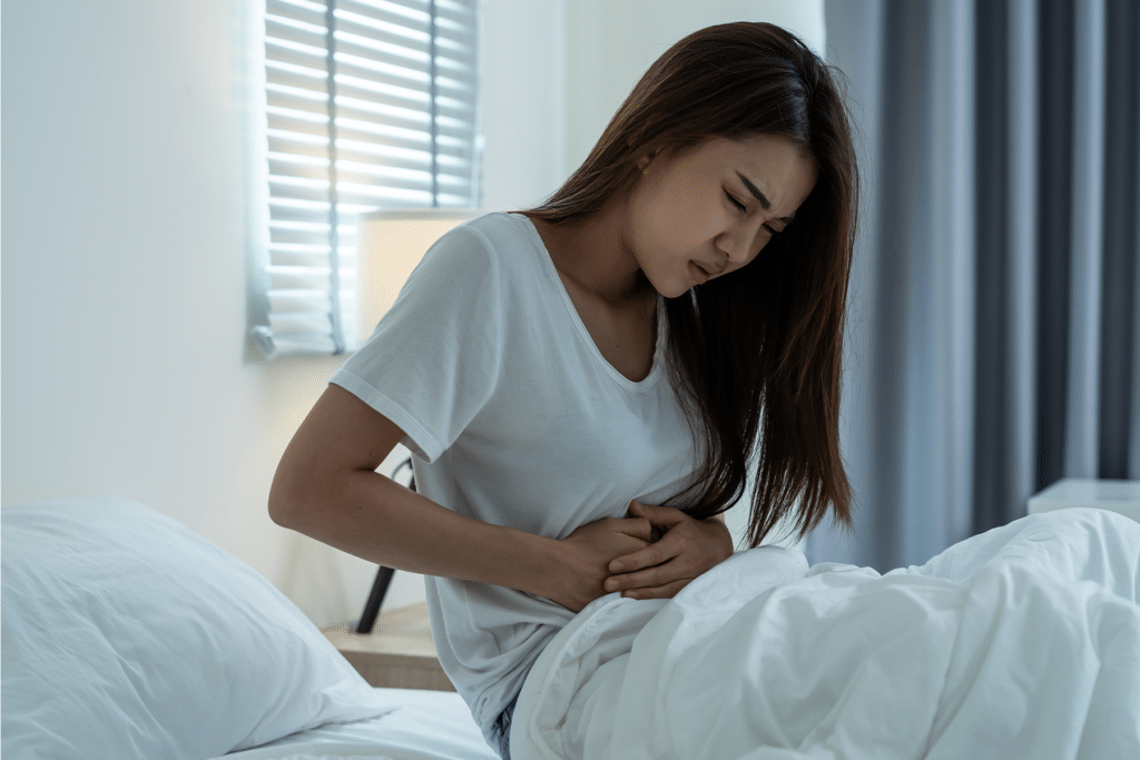 Nyeri Ulu Hati? Kenali Perbedaan Maag Dan GERD